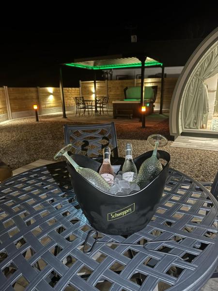 Luxury Pod And Private Hot Tub - Enniskillen