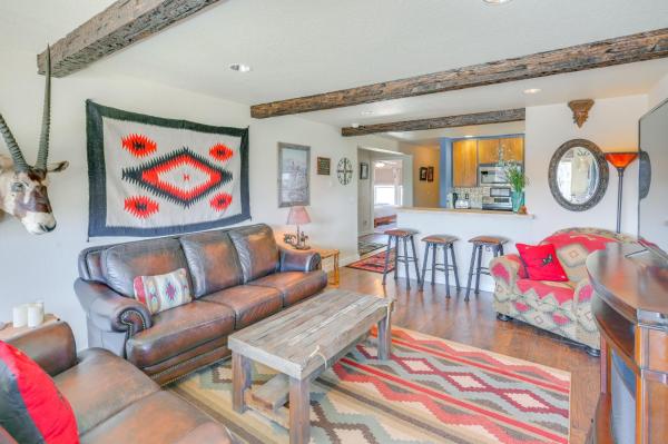 Ennis Vacation Rental W/ Balcony: Walk To Downtown - Ennis, MT