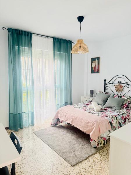 House In The Heart Of Dos Hermanas - Spain