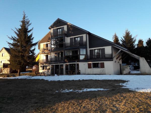 Appartement Calme Avec Vue Proche Station - Fr-1-814-92 - Murol