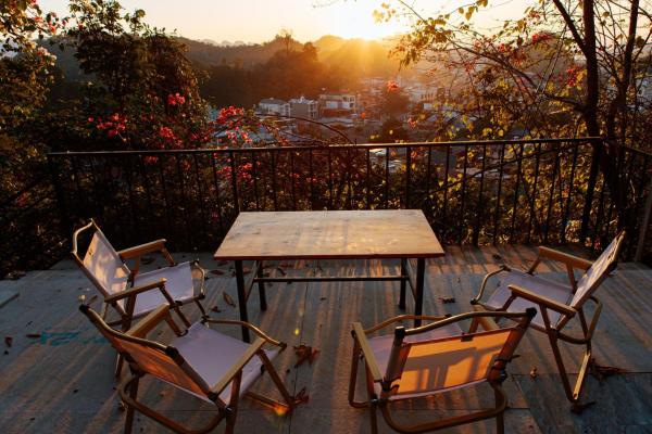 Bg Stone Homestay - Mộc Châu town