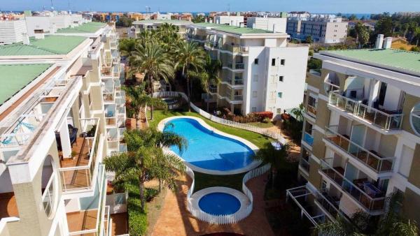 2 Bedroom Apartment In Denia With Pool - Dénia