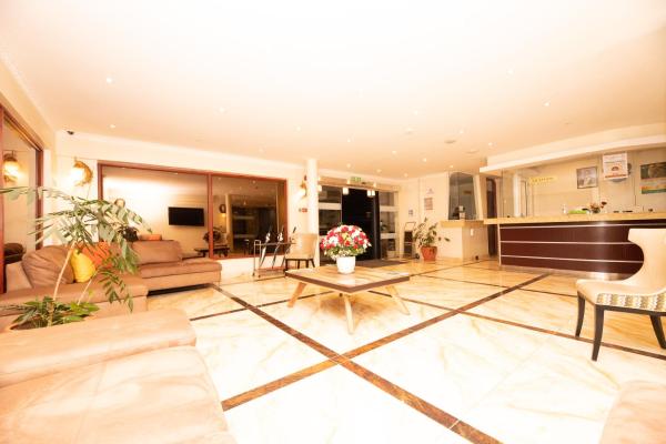 West Lerruat Hotel - Nairobi