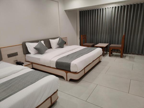 Hotel Kozar - Ahmedabad