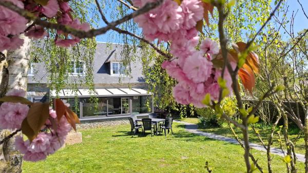 Maison Authentique Avec Vue Panoramique Sur Le Mont - Beauvoir