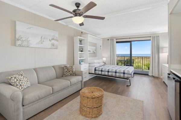 Cara Mar 100 - Surf's Up - Ocean City, MD