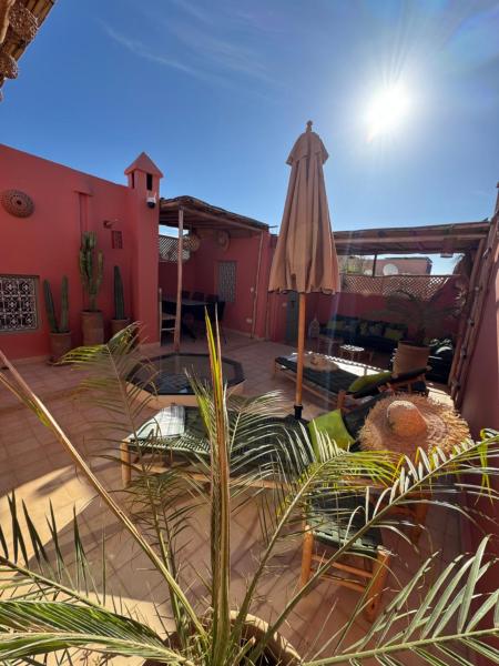 Dardabakech, Proche Jemma El Fna, Souk, Riad, Centre Medina - Maison Entière De 2 à 6 Personnes, Possibilité 3 Chambres - Marrakesch