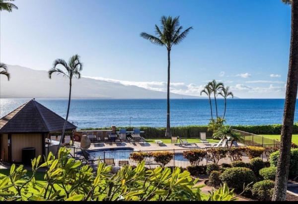 Island Breeze - Maui, HI