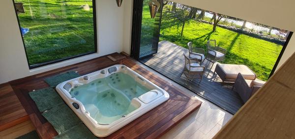 Maison Normande Au Bord De Rivière Avec Spa Et Sauna - Normandie