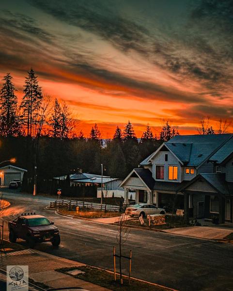 Birdie On The Hill - Aldergrove