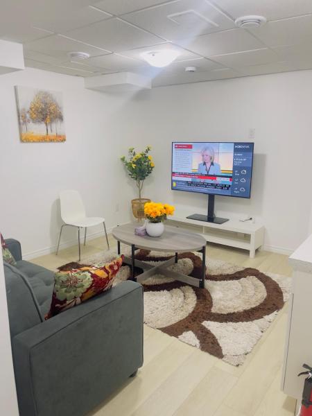 Family Friendly Private Suite - Winnipeg