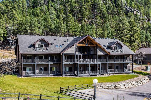 K Bar S Lodge, Ascend Hotel Collection - Custer, SD
