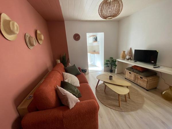 Studio Cosy Avec Cour Privative - Bourg-Saint-Andéol