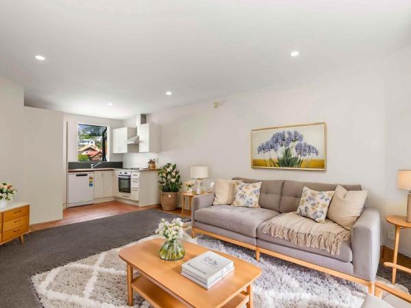 Terrace Townhouse - Prime Location & Free Parking! - Wellington