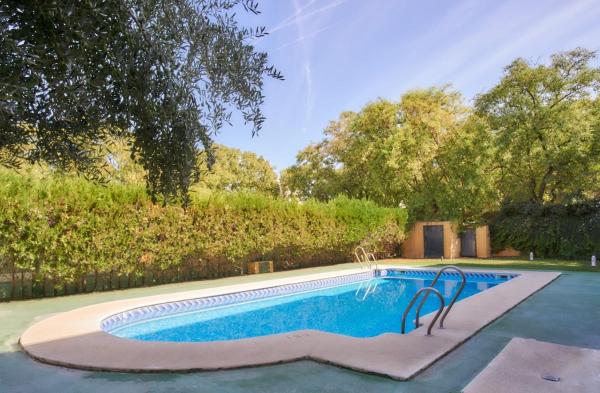 Apartamento Con Piscina Solo En Temporada - Spain