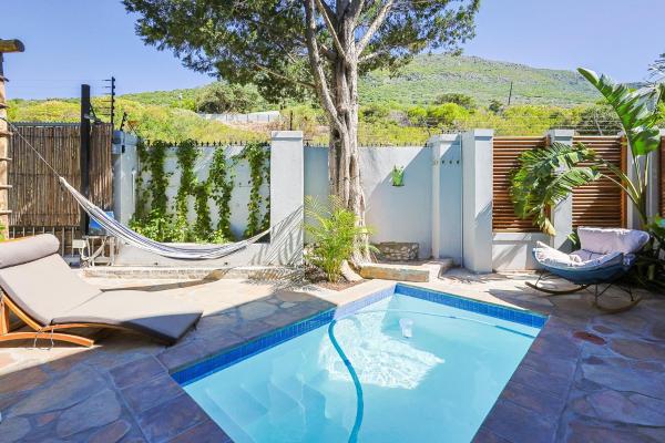 New Mountain Retreat With Scenic Views - Cape Town