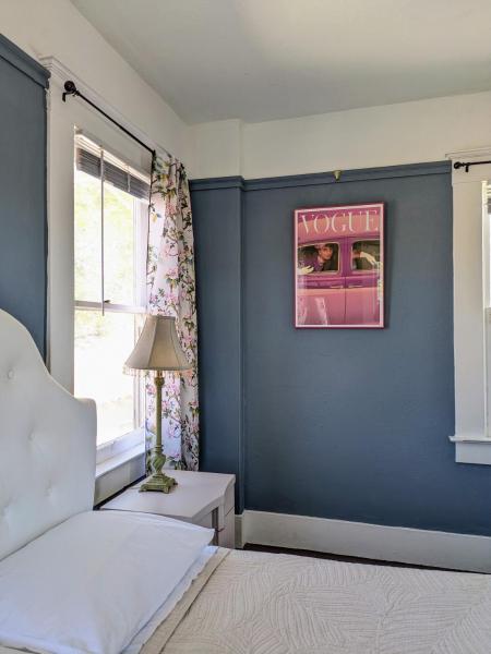 The Good Manor - California