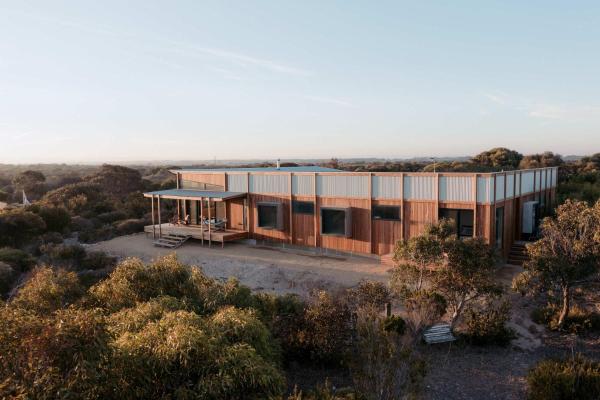 Waterfront Luxury Villa- Private, Nature, Island - Coorong National Park
