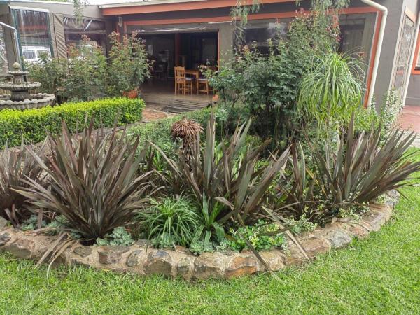 Sibahlenomhlambi Guesthouse - Springs