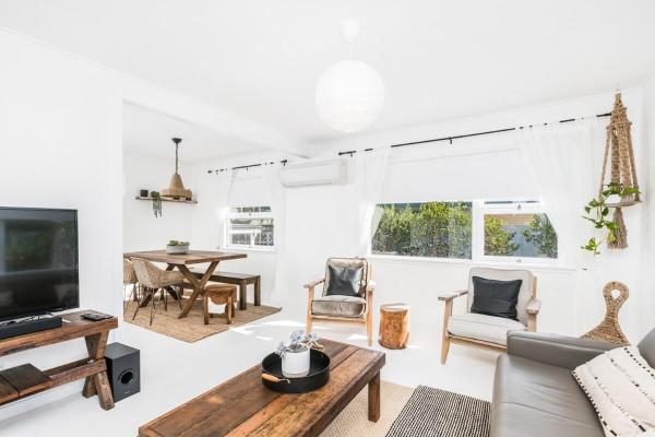 Abasea You'll Love It - Byron Bay