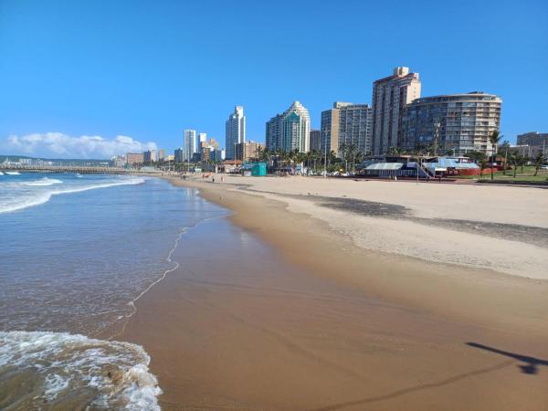 Marlborough Durban Beachfront Marineparade Holiday Apartments On Golden Mile - Durban North