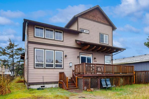 Cape Kiwanda Hideaway - Pacific City, OR