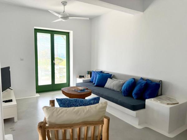 Naousa Paros Beach Front House - Paros