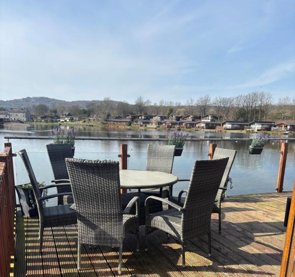 Gressingham 9 - South Lakes Leisure Village - Lodge On The Lake - Carnforth