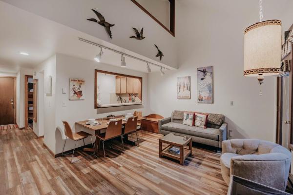 Condo 91sw With A River View And Close To Community Amenities - Glacier, WA