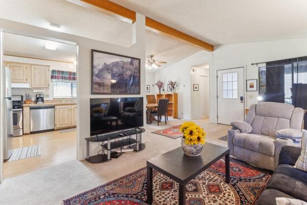 Lincoln Lodge Cabin - Groveland, CA