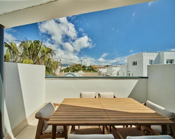 Iceberg Sun - Apartamento Superior Piscina Terraza Parking-pleno Centro-todo Equipado - Tarifa