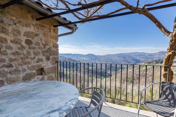 Gîte De Chapelèche Les Glycines - Ardèche