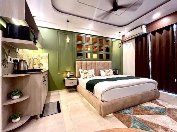 Up In The Clouds Omaxe Hazratganj - Lucknow