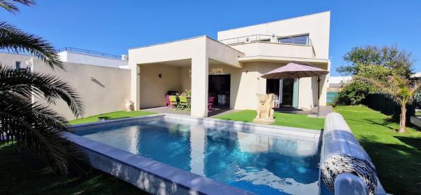 Villa La Mazal, Bord De Mer, Piscine, Double Baignoire Balneo, Climatisation - Mèze