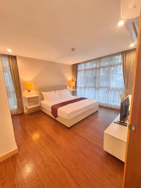 Icon Narindra Suites Hotel Sukhumvit Bangkok Thailand 50sqm To 90sqm Rooms & Free Minibar - Bangkok