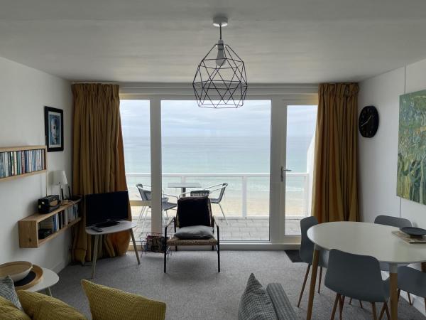 26 Piazza - Stunning Seaviews Of Porthmeor Beach - Saint Ives