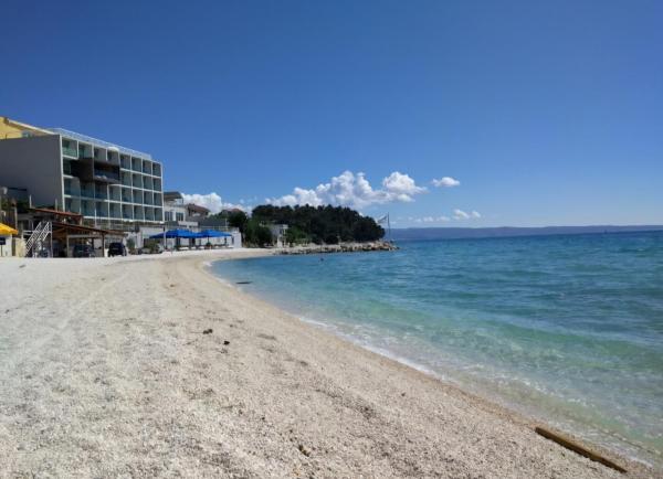 Summer Apartment , 4 Rooms, Sea View With Jacuzzi - Podstrana