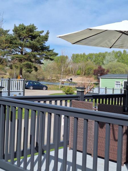 2 Borwick Lakes - Arnside