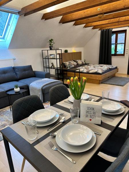 Fränkisches Nest Am Schwanberg Für 2-4 Personen - In Der Nähe Aller Weingüter, Knauf Gips Kg Und Connekt - Iphofen