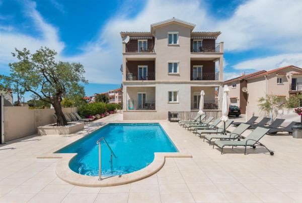 Apartments Villa Nina 1 - Pula