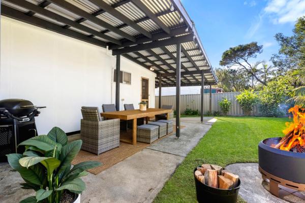 Piccolo Cottage - Firepit - 4 Mins Walk To Beach - Australia