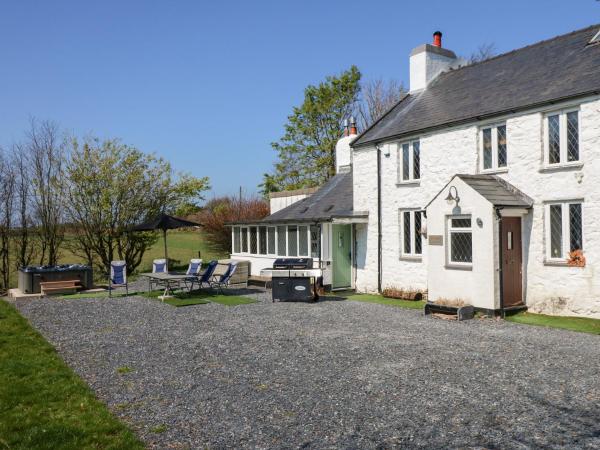 Ty'n Pwll Farm - Nefyn
