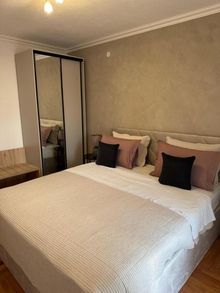 Apartments Ivusic - Croatia