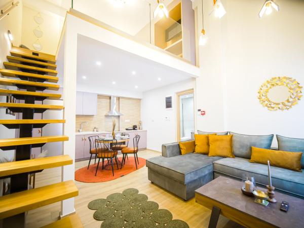 Divino Inn - Волос