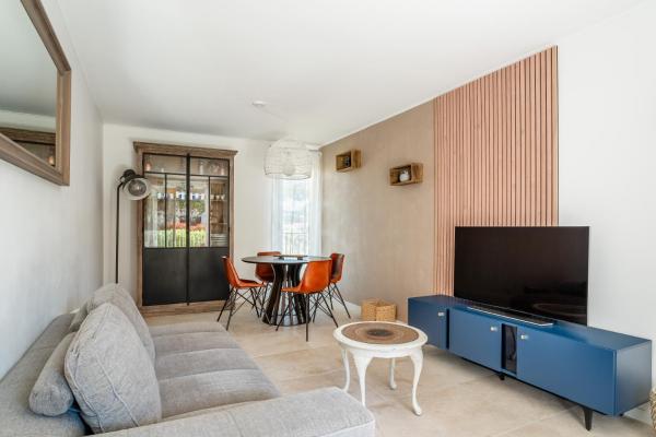 La Saltarelle à Cassis, Sur Les Hauteurs Appartement Moderne 750m Du Port - Cassis