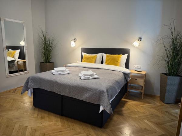 Vlad Accommodation Cozy Loft - Brașov