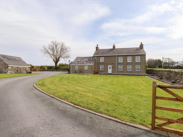 Garreg Wen Isaf Bach - Anglesey