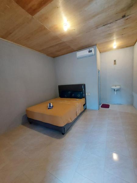 Ekas Family Homestay - West Nusa Tenggara