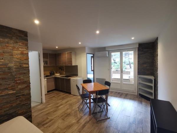 Le Charme De L'intimité Et Jeux De Rôles - Sainte-Maxime