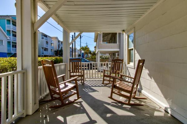 Beacon House By Carolina Beach Realty - Carolina Beach, NC